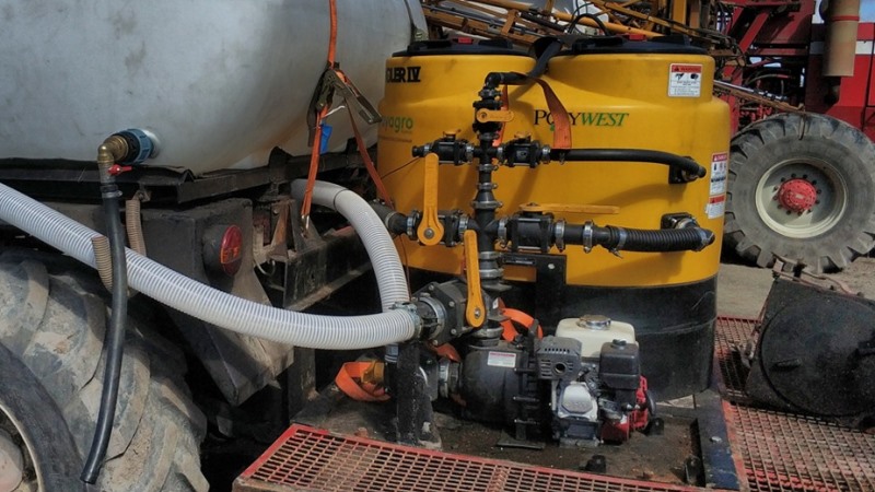 Використання мобільного змішувача пришвидшує обприскування в 5 разів ...